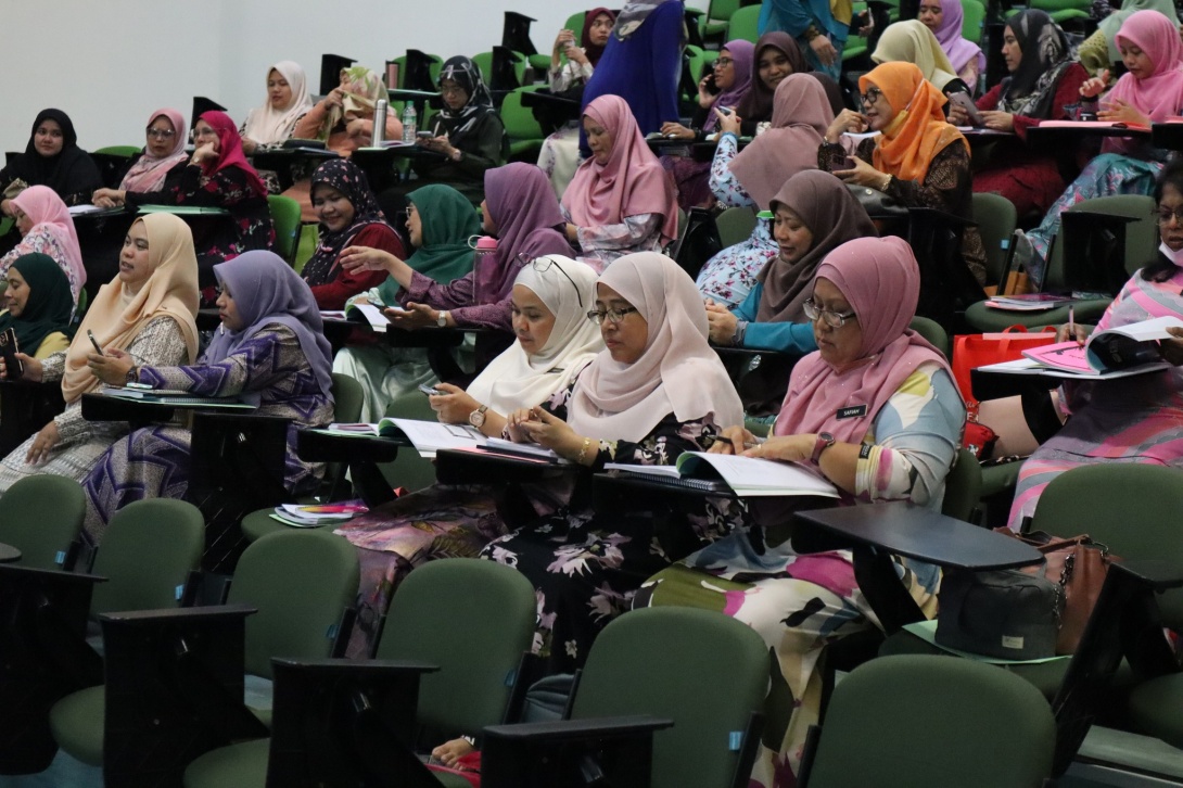First Teacher Meeting Year 2023 - SMK Seri Sepang | Nilai University