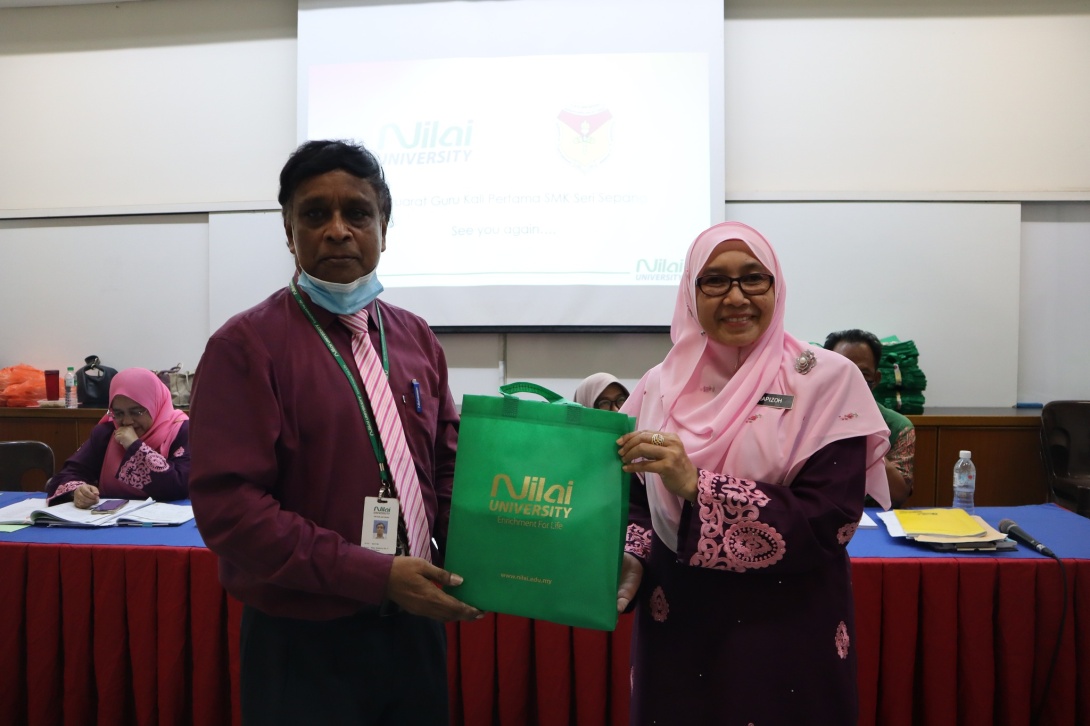 First Teacher Meeting Year 2023 - SMK Seri Sepang | Nilai University
